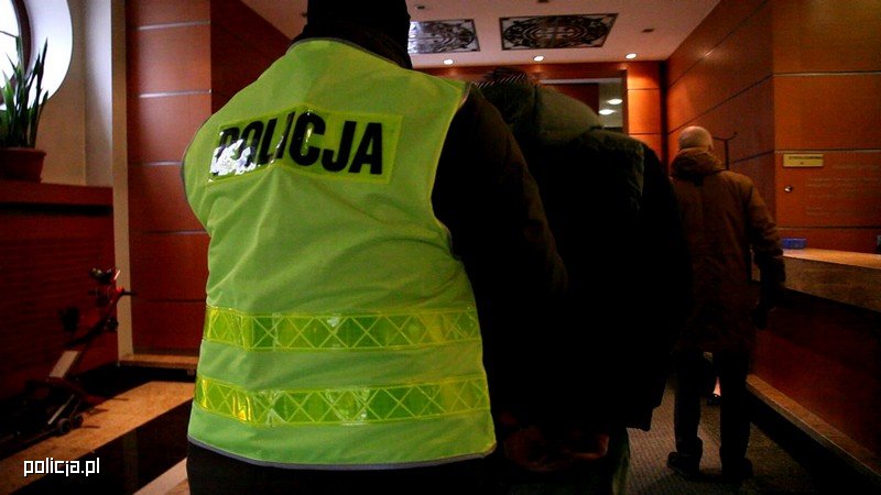 Polski haker poruszał się po sieci jak w Matrixie! I był nieuchwytny ...