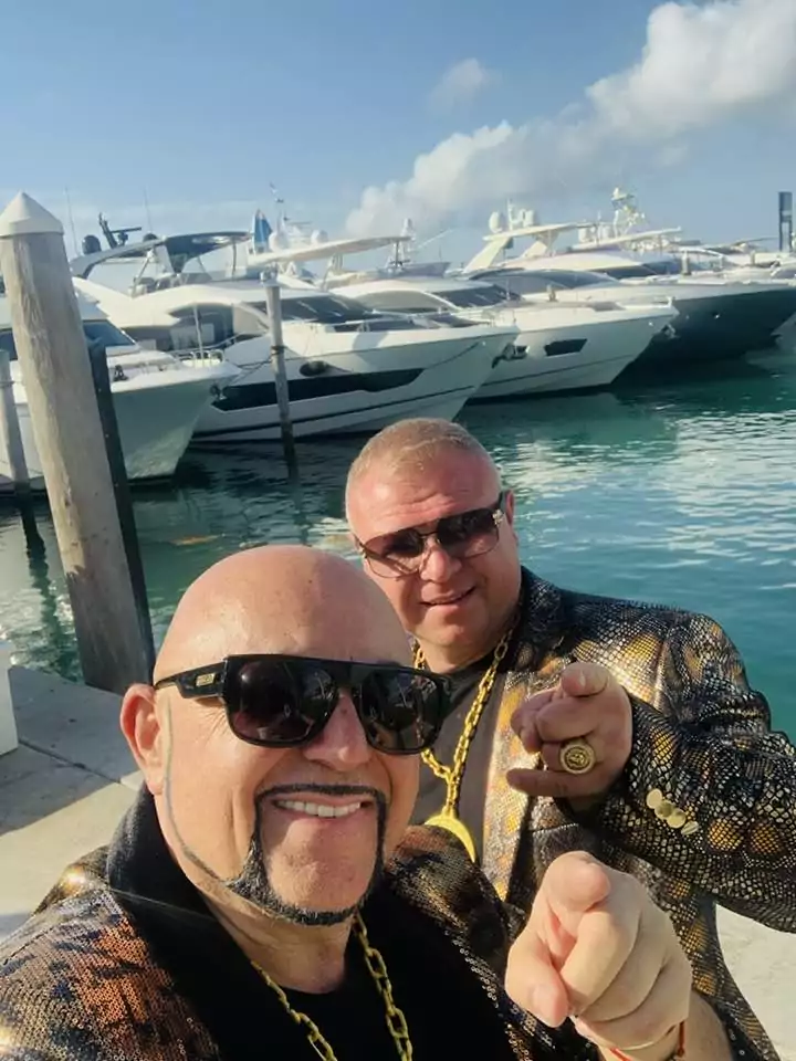 Mr. Geno Mr. Jack. Niezwykła wizyta w Telewizji TVS - TVS.pl