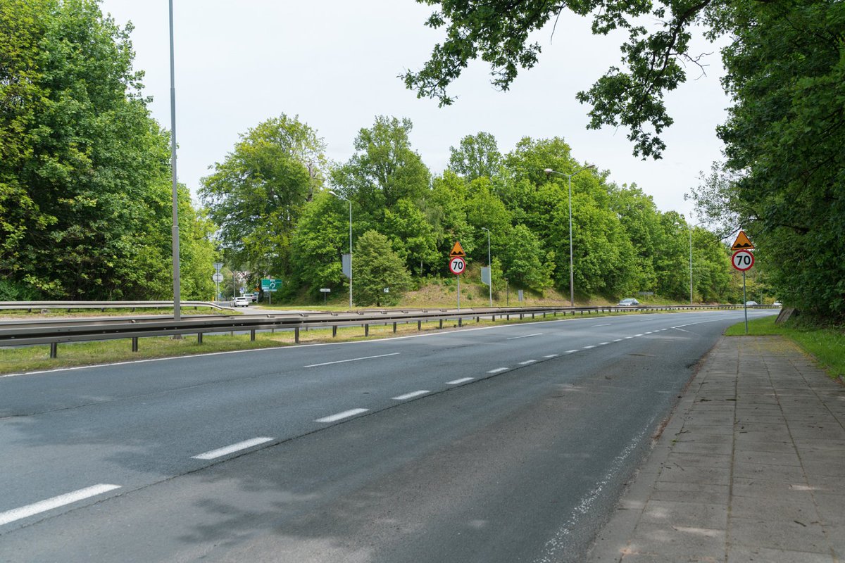 Spore utrudnienia na DK86. Trwa remont